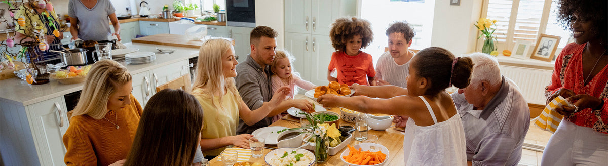 Tips for Hosting a Large Family Gathering in Your Home – TableTopics