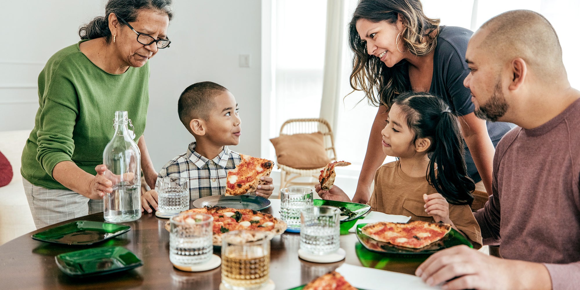 Device-Free Family Dinner – TableTopics